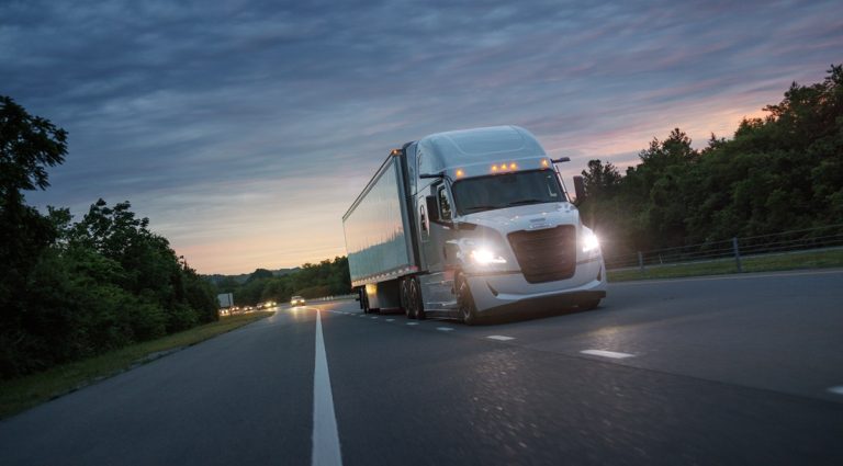 Freightliner arranca la “Gira Soluciones para ti” – Indicador Automotriz
