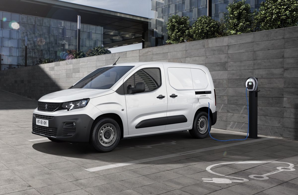 La nueva e-Partner llega a México – Indicador Automotriz